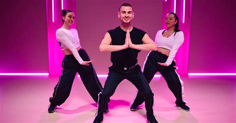Try This 10 Minute Jazz Funk Dance Class With Frank Soares Ps Fitness