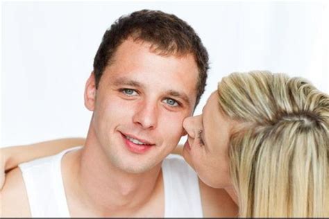 男女獨處時，愛你的男人，會擁有什麼樣的眼神？ 每日頭條
