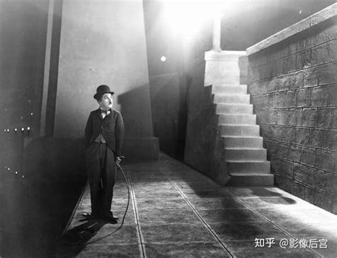除了卓别林，你知道那位人称 冷面笑匠”的喜剧大师基顿吗？ 知乎