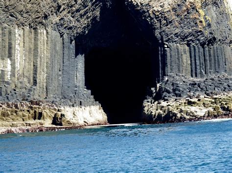 Fingals Cave The Source Of The Ethereal Melody Enter The Caves