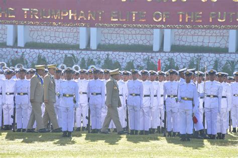 နိုင်ငံတော်စီမံအုပ်ချုပ်ရေးကောင်စီဥက္ကဋ္ဌ တပ်မတော်ကာကွယ်ရေးဦးစီးချုပ် ဗိုလ်ချုပ်မှူးကြီး