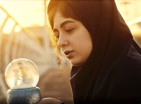 الیکا ناصری چهره ام زیباست اما من بازیگرم نه فقط زیبا فیلم