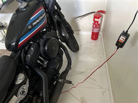 Meilleur Chargeur De Batterie AUTO MOTO 12V 2024 Le Pratique Du