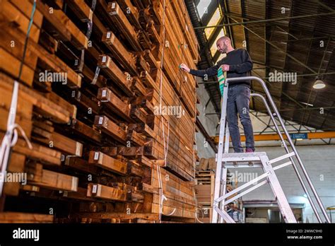 Applying Labels Hi Res Stock Photography And Images Alamy