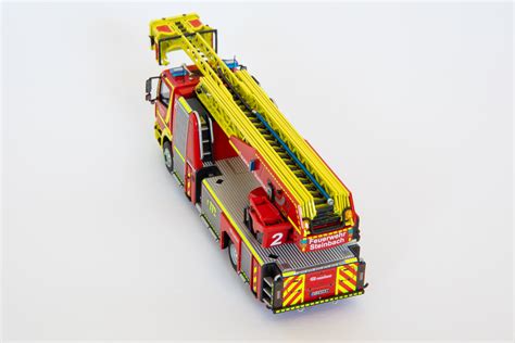 1-DLK23-1 (Bj.2020) / 2-DLK23-2 (Bj.2020) « modellfeuerwehr-steinbach.de