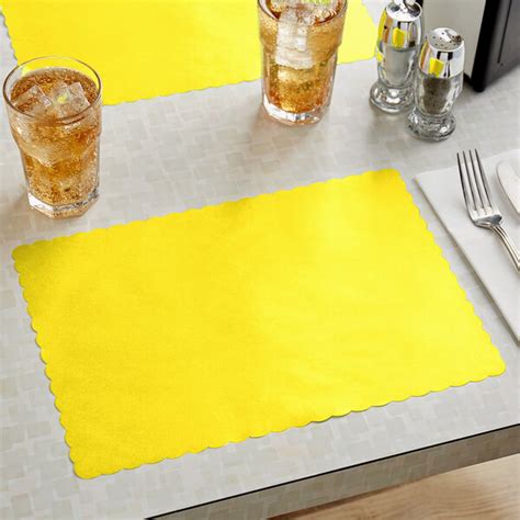 Choice 10 X 14 Yellow Colored Paper Placemat With Scalloped Edge