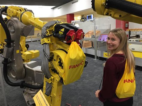 Robots Blessingsweek19 Robotics Fanuc Cobots Packexpo2019
