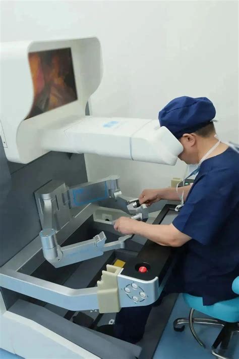 南医大二院开展首例国产单孔机器人全膀胱根治性切除术 知乎