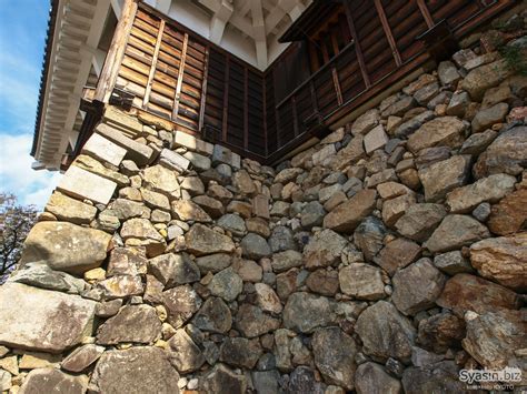 福知山城墓石転用石を使用した罰当たりな石垣 山と終末旅