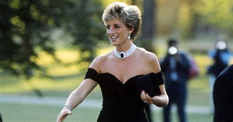 Princess Dianas Most Iconic Looks
