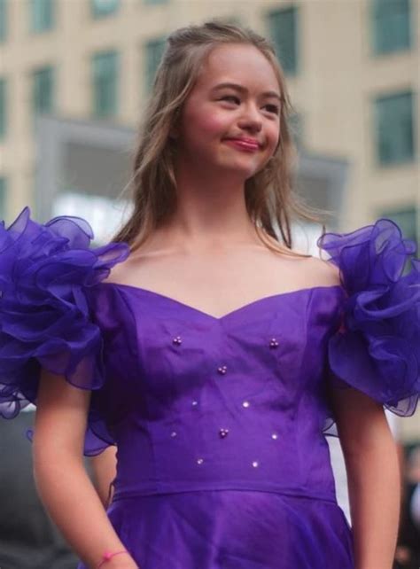 Monika Myers Modella Con Sindrome Di Down Alla New York Fashion Week