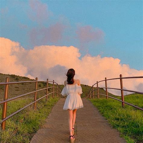 Awan Dania Musim 1 Anna Lee