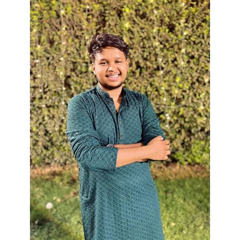 Digital Marketing Expert In Varanasi — Adarsh Arya Akshansh Tdb Medium