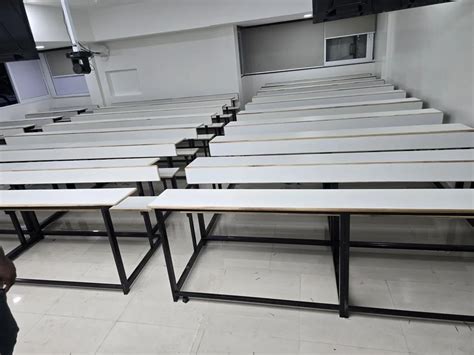 4 Seater Class Bench At ₹ 8600 Piece In Pune Id 2855083701291