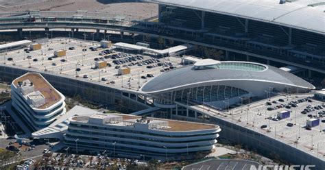 인천공항공사 자회사 직원 제2터미널 주차타워서 추락·사망