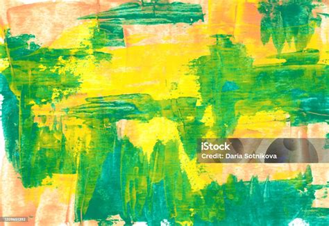 추상적인 손은 화려하고 질감의 배경을 그린다 노란색 녹색 및 갈색 색상이 함께 섞여 있습니다 추상적 인 선과 얼룩 인테리어 사진 현대 미술 아름다운 크리에이티브 프린트