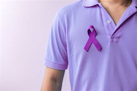 암의 날 루푸스 췌장 식도암 고환암 세계 알츠하이머 간질 유육종증 섬유 근육통 및 가정 폭력에 대한 보라색 리본 인식의 달 개념