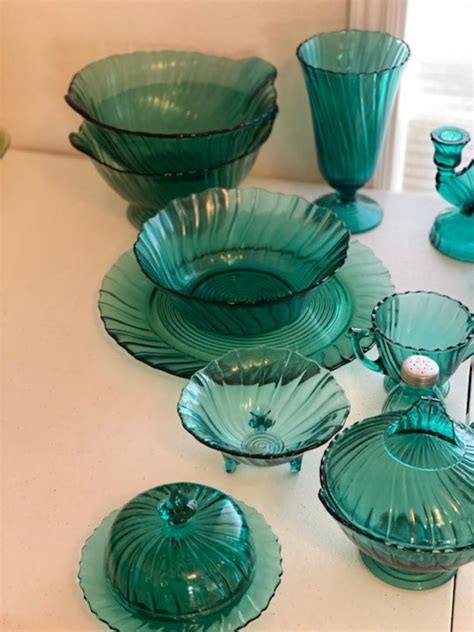 Jeannette Ultramarine Swirl Depression Glass Set