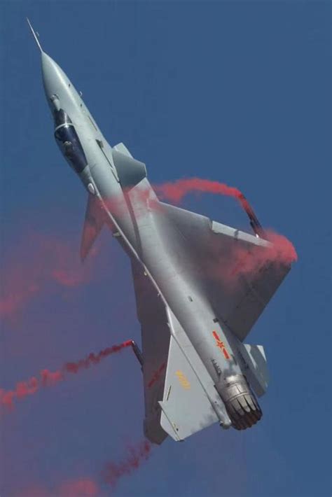 矢量航发版歼10b秀超机动 十吨重战机悬空停滞数秒含视频手机新浪网