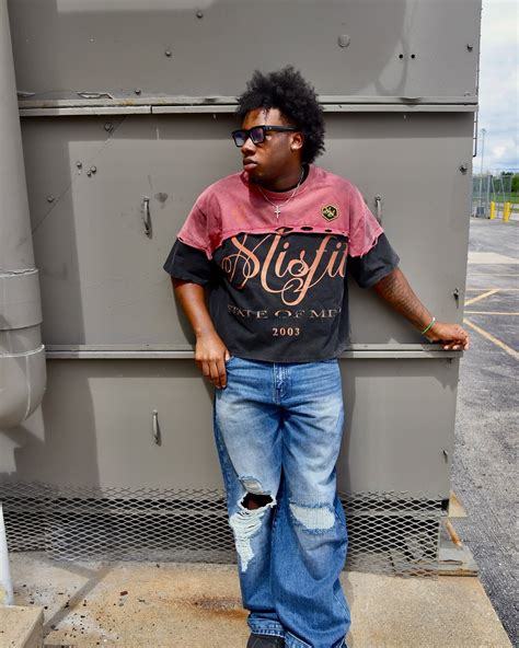 Marc Hundo Marchundo2x • Instagram Photos And Videos