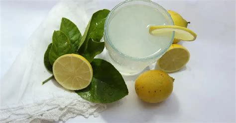 Lemon Juice জেনে নিন লেবুর রসের অদ্ভুত গুণাগুণ