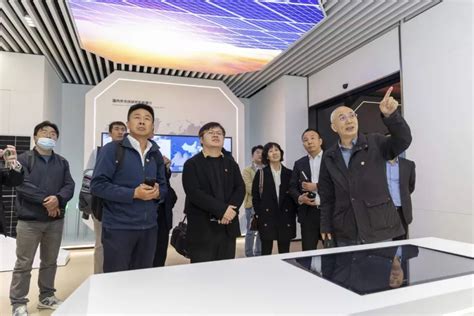 王同心博士受邀参加“霞客故里 旭日初升”第一届光伏青年论坛并做主旨报告 弘道新材