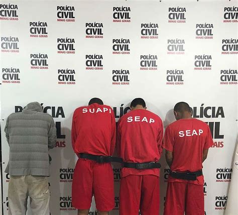 Suspeitos De Envolvimento Em Homicídios São Apresentados Pela Polícia