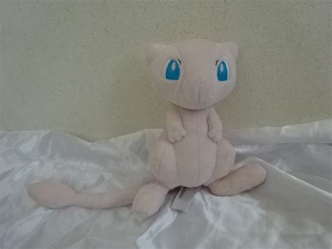 Yahooオークション ポケットモンスター ミュウ ポケモンセンター ぬ