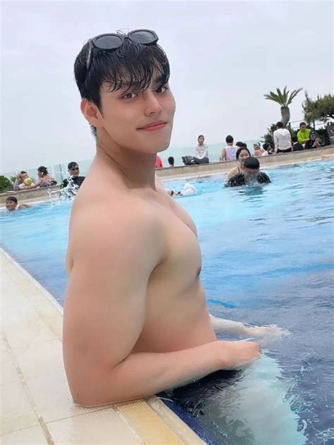 Lee Jaebin Choco Em 2024 Poses Legais Poses