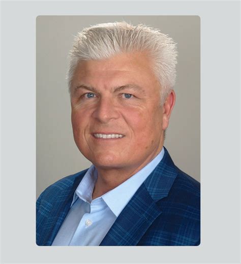 Meet The Leadership Team Behind The Burgers Red Robin