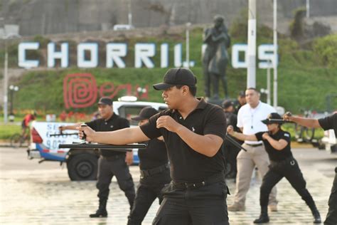 Integrantes Del Serenazgo De Chorrillos Se Capacitan Para El Correcto