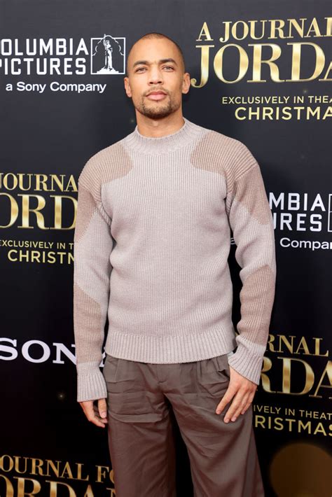 Sexy Photos Of Insecure Actor Kendrick Sampson