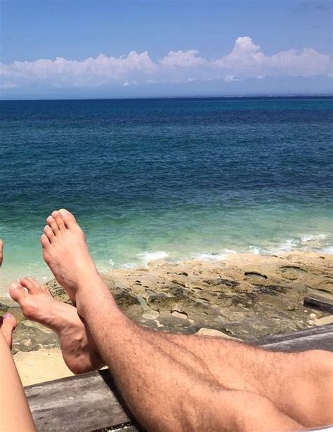 Dylan Playfairs Feet