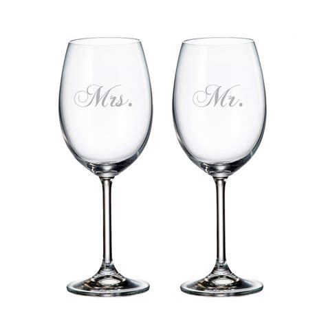 Mr And Mrs Wine Glass Set