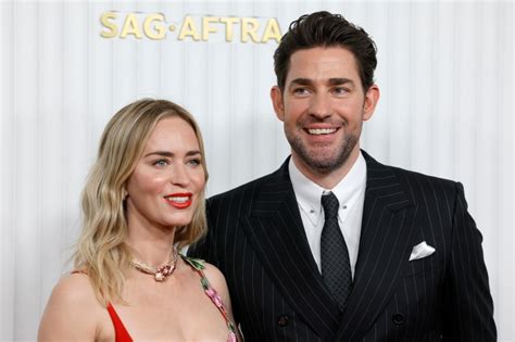 Emily Blunt Behang