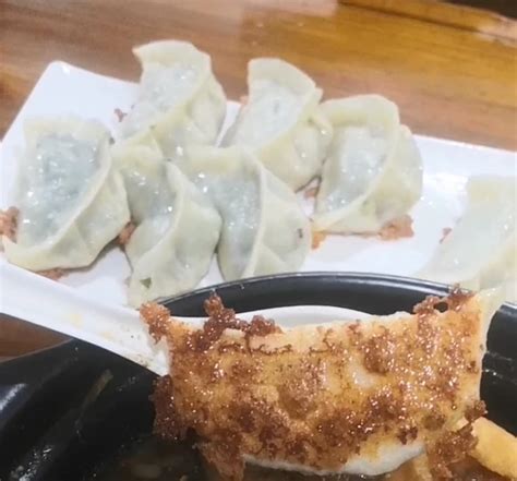 煎饺 与 锅贴 的差别个人感受欢迎吐槽 哔哩哔哩