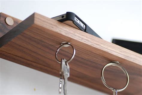 Магнитная полка Magnetic key ring holder & shelf для ключей и мелочи