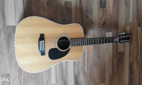 Gitara 12 Zica Ibanez Dvanesterac Akusticna