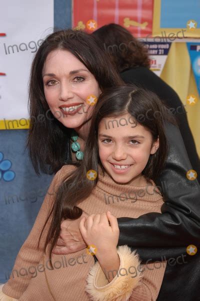 Photos And Pictures Stepfanie Kramer And Daughter Lily At The
