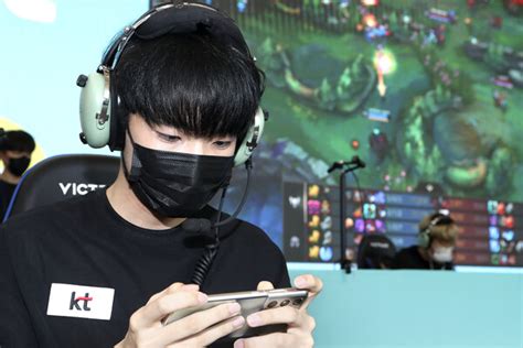 Kt
