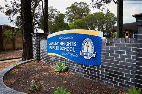 Signage Design For Schools At Jessica Bullard Blog