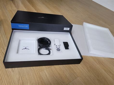 한성컴퓨터 휴대용17인치 모니 당근 중고거래