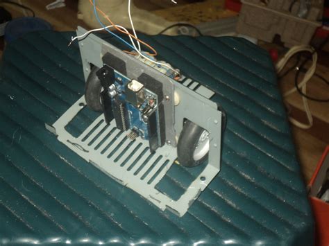 Construccion De Robot Futbolista A Base De Arduino Y Bluetooth Gaelec