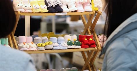 알록달록 귀여운 아기 양말