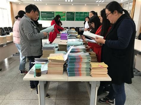 郑州市二七区幸福路小学南校区（佛岗小学）：作业展评取长补短