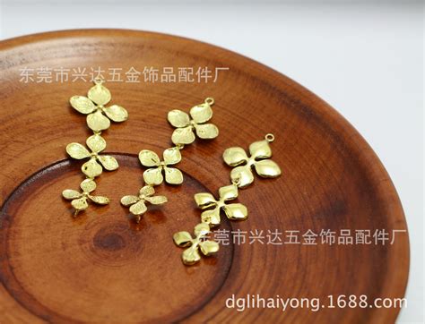 DIY手工饰品配件 40 15MM铸铜四叶花吊坠 古风发簪材料配件 阿里巴巴