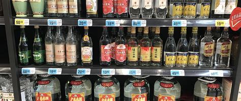 中国7款“光瓶白酒”，好喝不贵，都是100纯粮酒，你喝过几种？白酒什么值得买