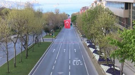 İstanbul da yollar ve meydanlar boş kaldı Haberler Milliyet