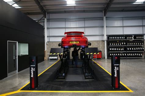 Interlocking Floor System Is Future Proof For Pirelli Factory