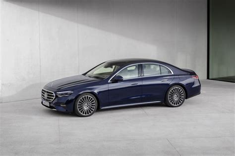 เปิดตัว All New Mercedes Benz E Class W214 พร้อมปลั๊กอินไฮบริด วิ่งไฟฟ้า 115 กม Wltp รถใหม่